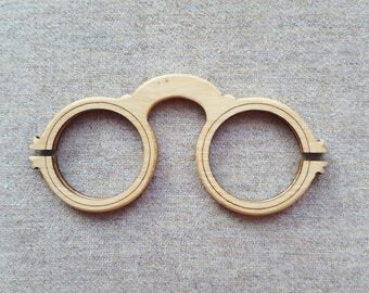 Laser cut accessories made of african and by ZanozaWorkshop