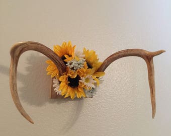 Flower antlers | Etsy