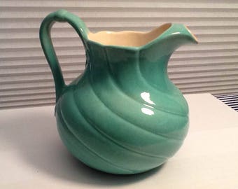 Red wing pitcher | Etsy