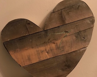 Pallet heart | Etsy