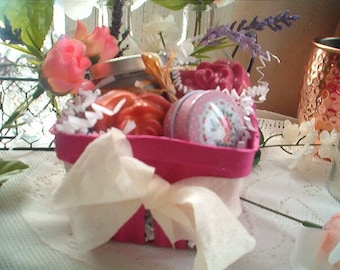 Candle gift basket | Etsy