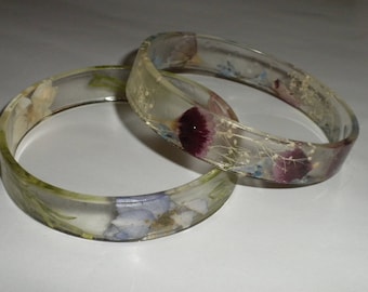 Resin flower bangle | Etsy
