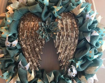 Angel wing wreath | Etsy