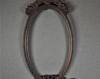 Vintage oval frame | Etsy