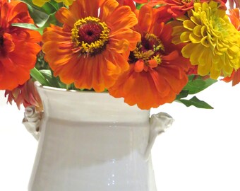 White ceramic vase | Etsy