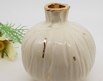 Small white vase | Etsy