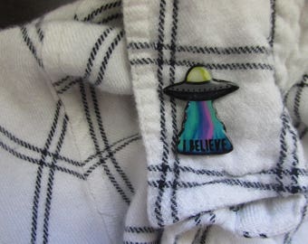 Ufo pin | Etsy