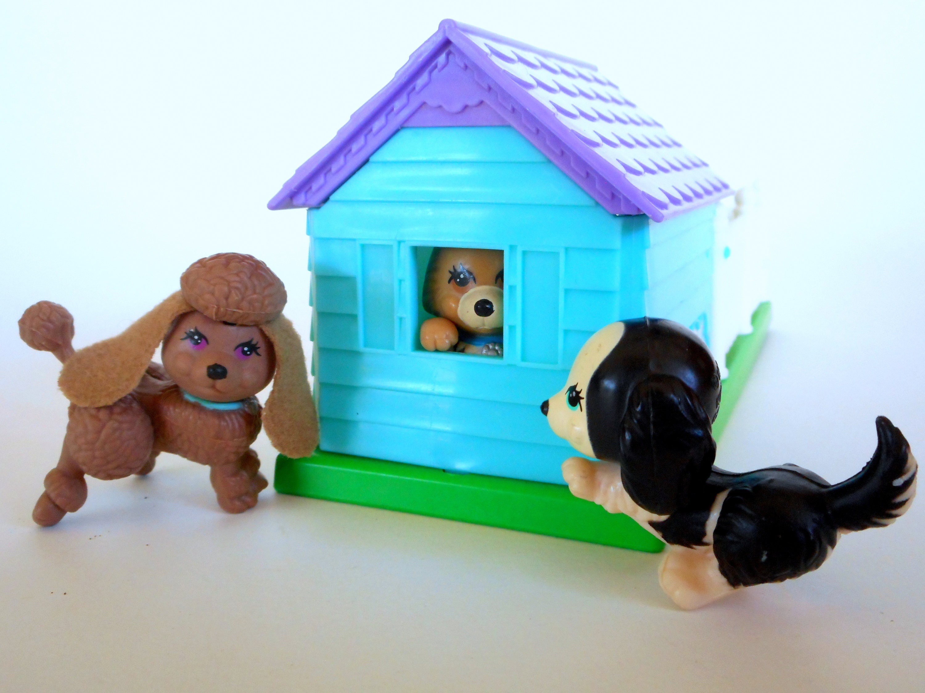 Vintage Littlest Pet Shop Puppy Pals with Playhouse Playset by