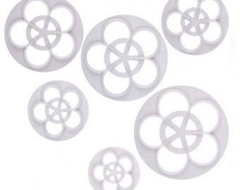 Fondant roses | Etsy