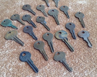 Old keys | Etsy