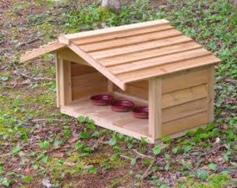 Rabbit feeder | Etsy