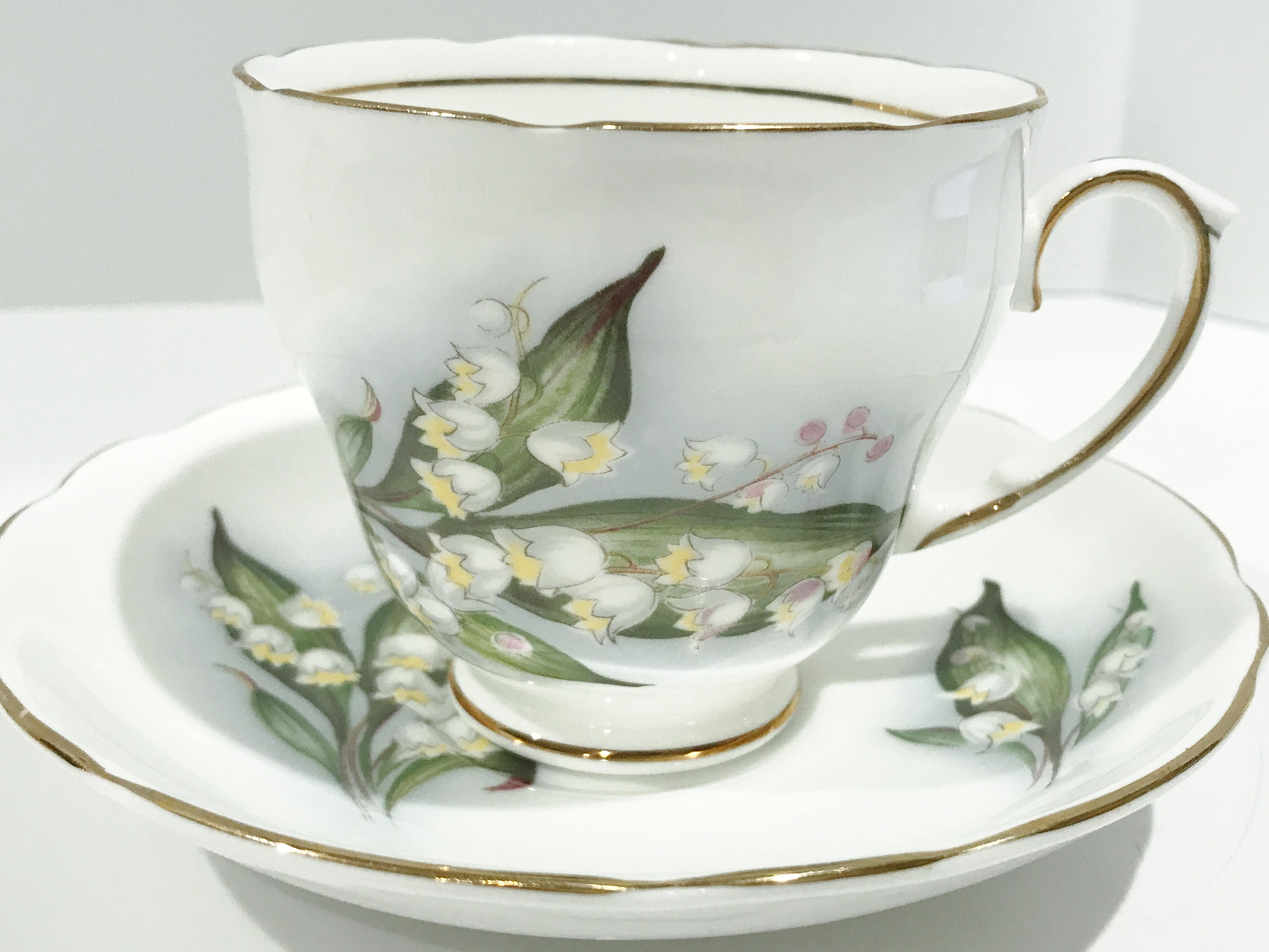 Duchess Tea Cup and Saucer, Lily Tea Cups, English Bone China Cups, Tea ...