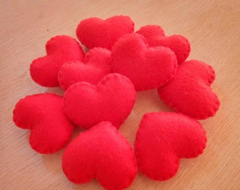 Red felt hearts | Etsy