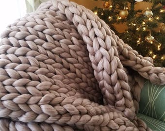 Giant knit blanket | Etsy