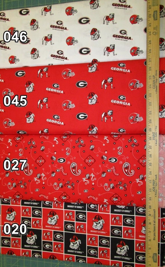 NCAA University of Georgia Bulldogs Red & Black College Logo