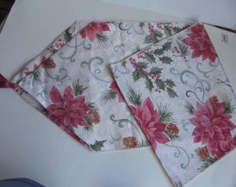 Twisted Log Cabin Poinsettia Table Runner Pattern Table