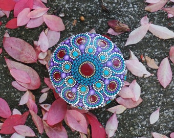Mandala stone | Etsy