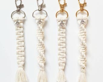 Macrame keychain | Etsy