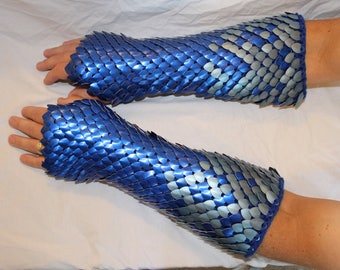 Scale Maille Gauntlets Knitted Dragonhide Armor Chaos