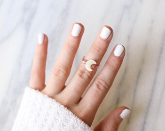 Moon ring | Etsy