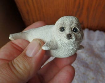 Stone critters | Etsy