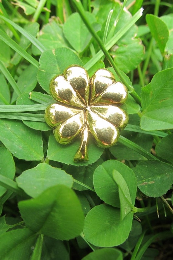 Gold Four Leaf Clover Lapel Pin-CC422G Good Luck Charm Luck