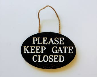 Please close gate | Etsy