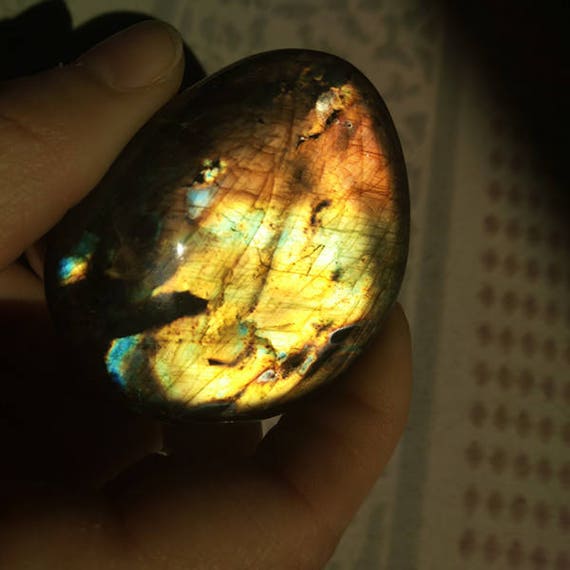 Polished Natural Yellow Labradorite Plam Stone Worry Stone