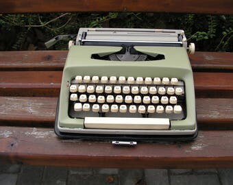 Green typewriter | Etsy