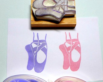 Black and White Photography ballerina en pointe ballet