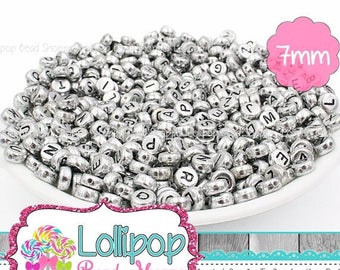 Beaded name bracelet | Etsy