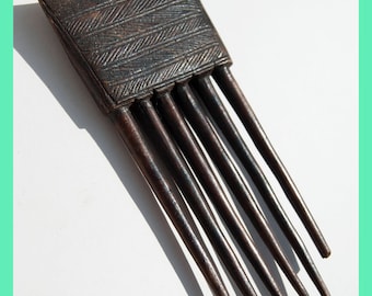Carved african comb | Etsy