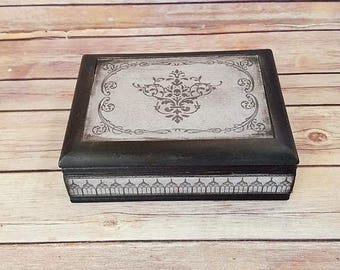 Gothic jewelry box | Etsy