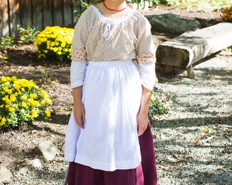 Colonial apron | Etsy