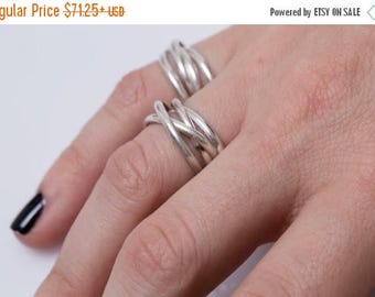 Connected ring | Etsy