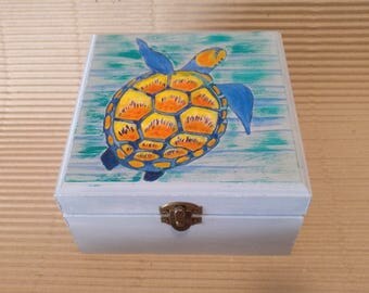 Wooden keepsake box | Etsy