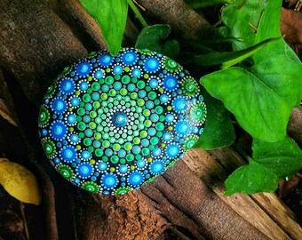 Mandala stone | Etsy