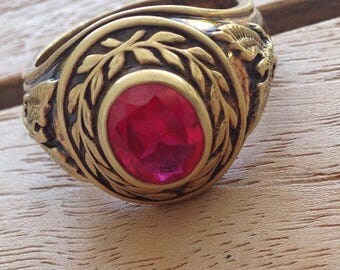 University ring | Etsy