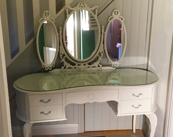 Dressing table | Etsy
