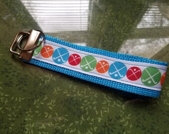 Hockey keychain | Etsy