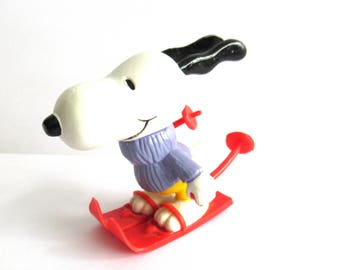 Snoopy skiing | Etsy
