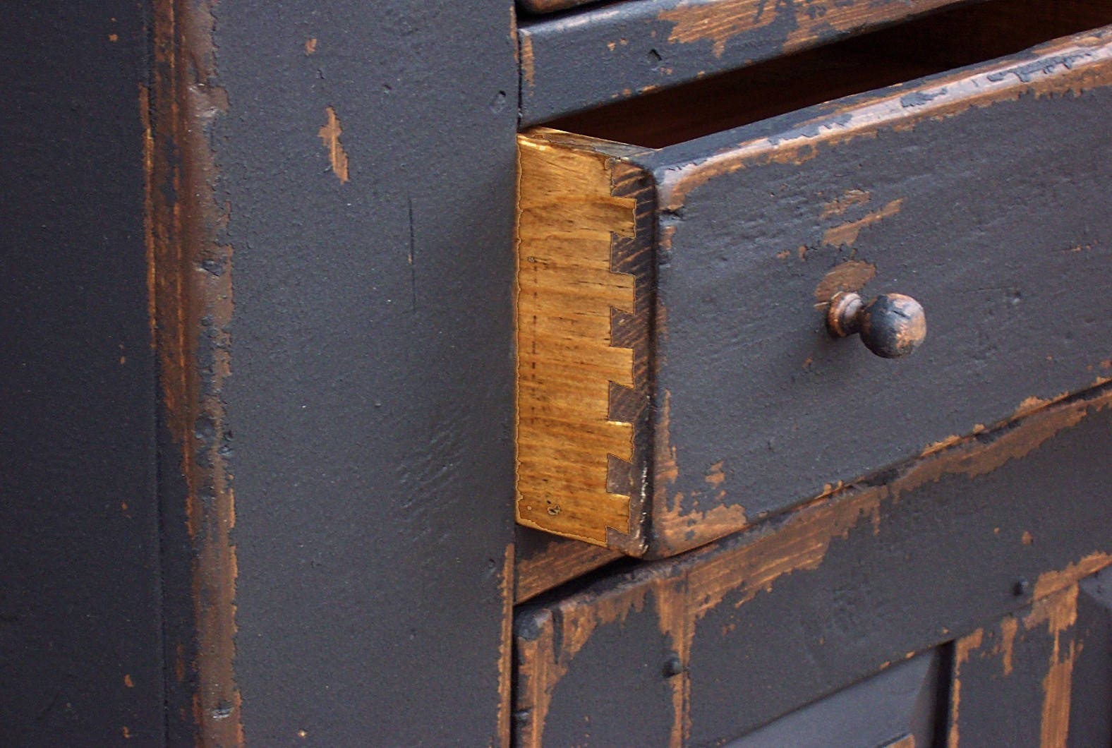 Primitive farmhouse kitchen cupboard cabinet country painted