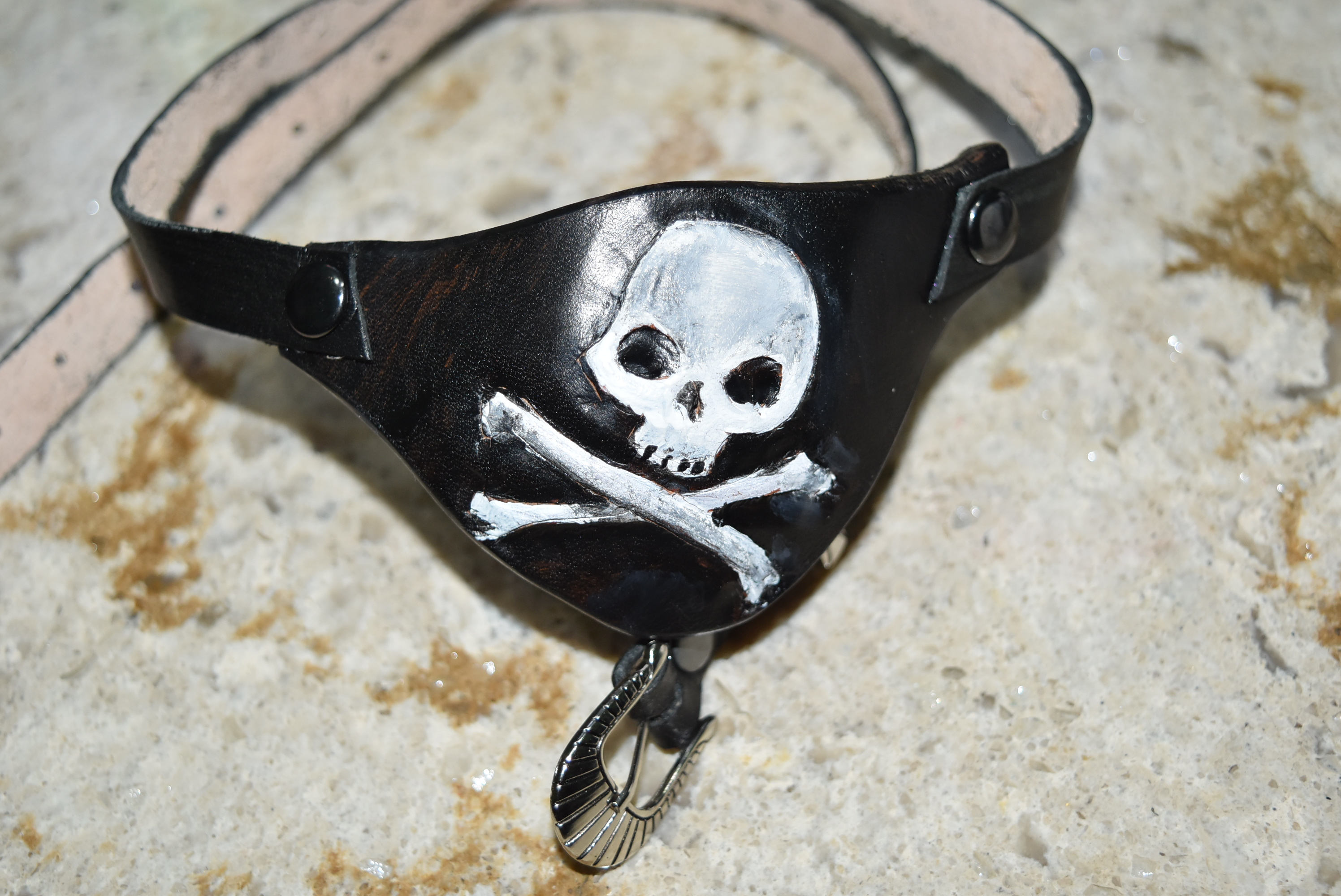 Skull and crossbones eyepatch Leather eye patch with