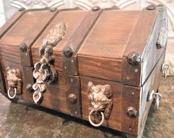 Treasure chest | Etsy