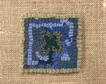 Hooked mug rug | Etsy