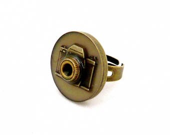Gold Camera Charm Photographer Necklace