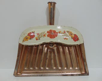 Vintage dust pan | Etsy