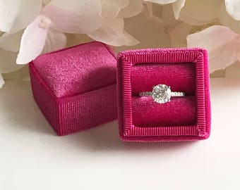 Velvet ring box | Etsy