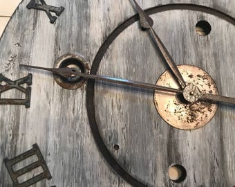 Farmhouse clock | Etsy