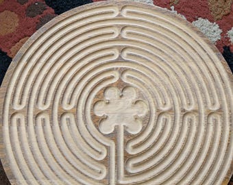 Finger Labyrinth to Pray Focus Meditate or Relax